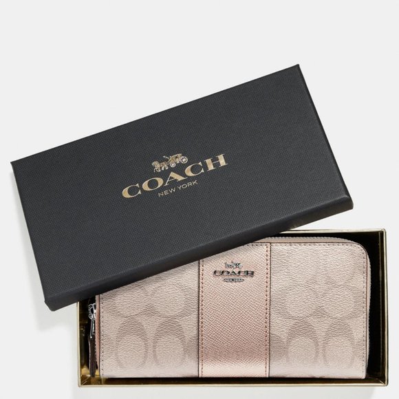Coach | Other | New With Serial Number Coach Accordion Zip Wallet ...